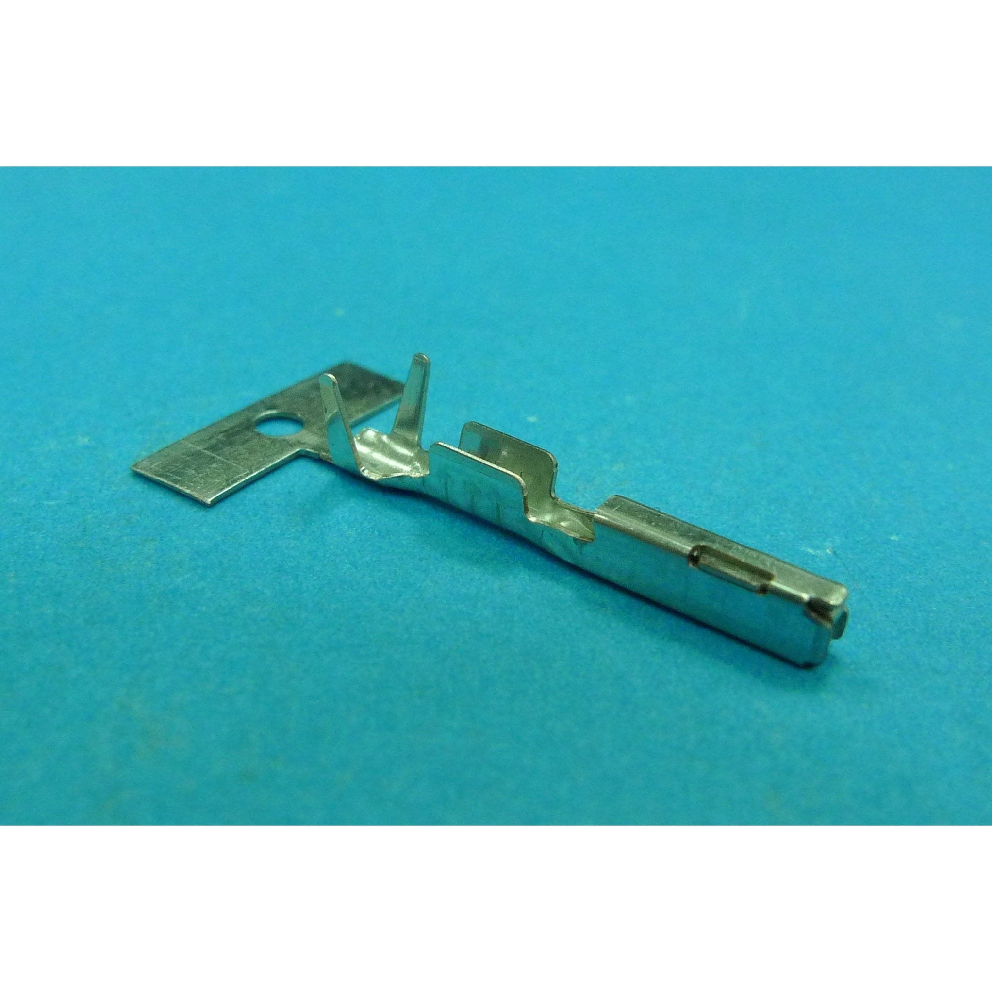 Yazaki 7116-4416-02. Female Terminal, RH and HS 025, 0.80 mm², Tin Plating | Connector ID