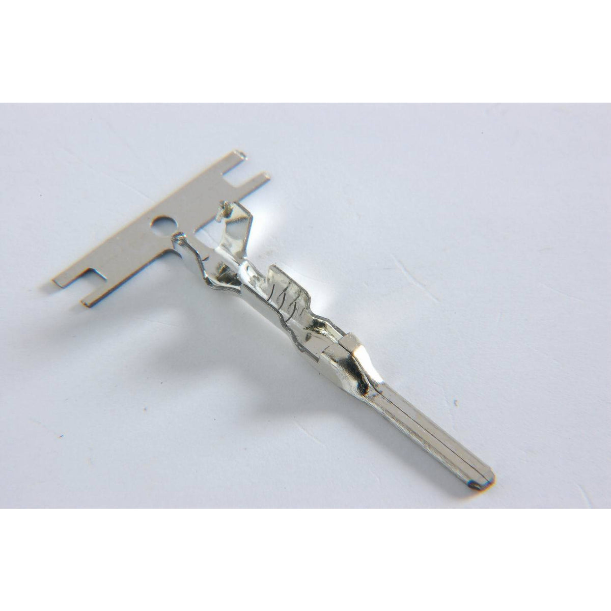 100051 Direct Equivalent to Yazaki 7114-1471 — Connector ID